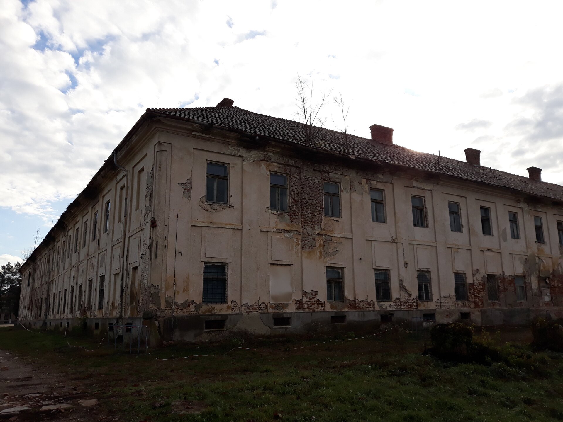 Cetatea Arad. Valente arhitecturale ale relatiei istorie - oras