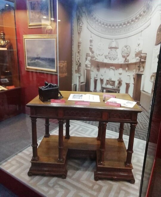 Tehnologii digitale în muzeele contemporane