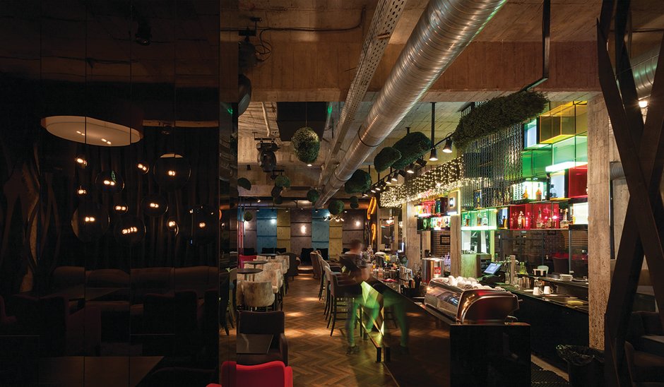 Time Out - Lounge Bar