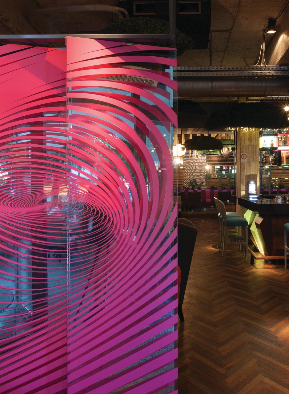 Time Out - Lounge Bar