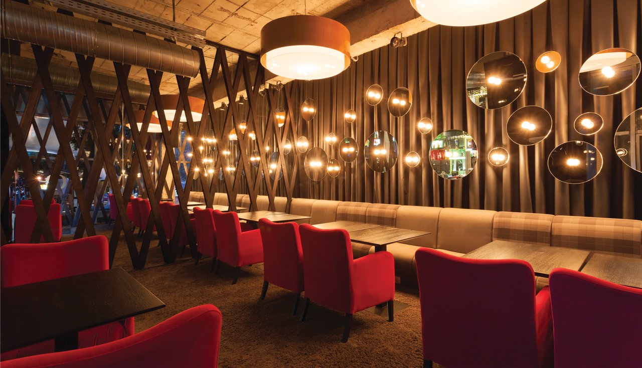 Time Out - Lounge Bar