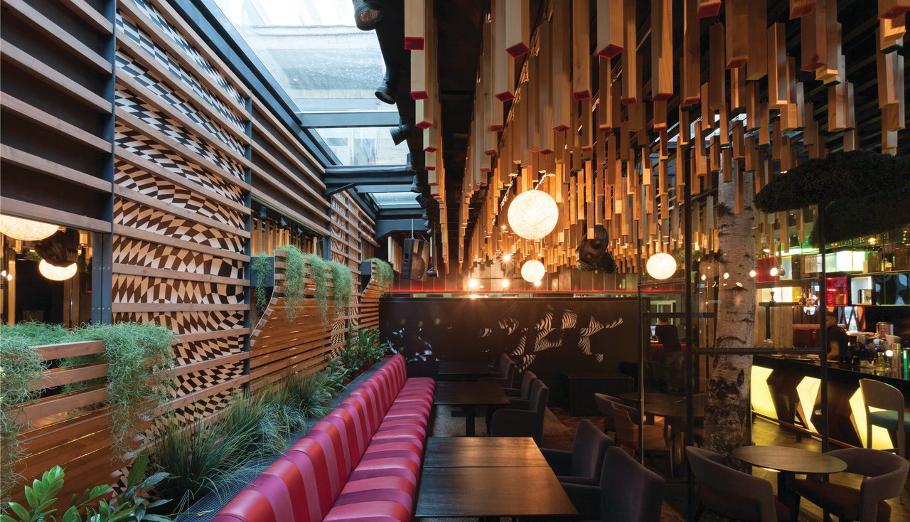 Time Out - Lounge Bar